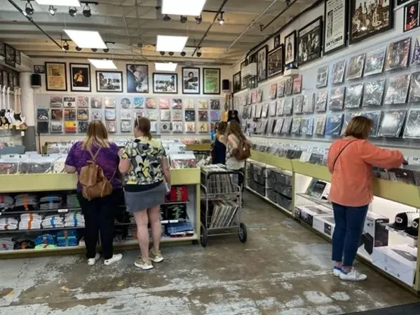 Record Town - Record Store | Vinyl World