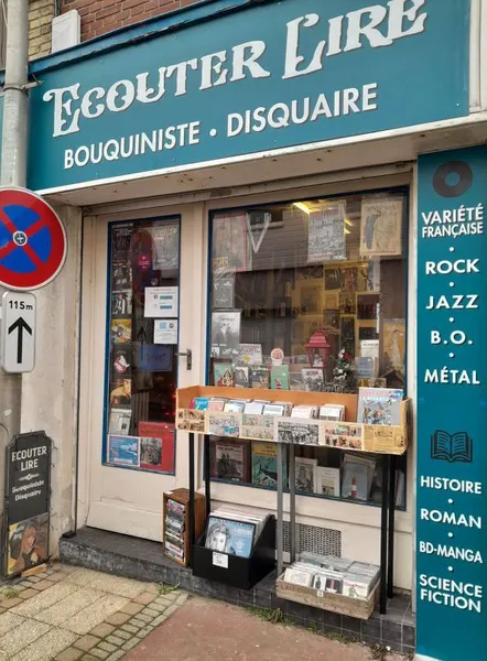 Plage Sonore - Record store at 42 Rue du Casino, Fécamp, FR | Vinyl World