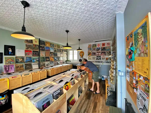 Record Stores in Toronto, Ontario, Canada | Vinyl World