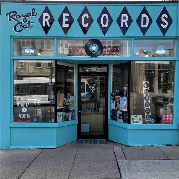 Record Stores near Ontario, Canada | Vinyl World