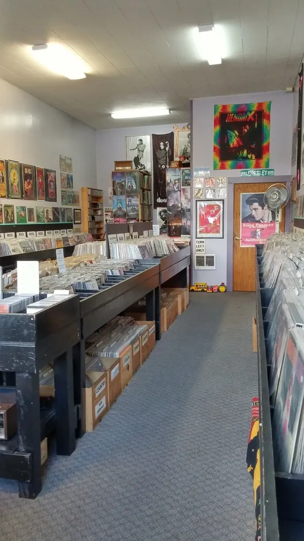 Record Stores near Portland, Maine, United States - Page 2 | Vinyl World