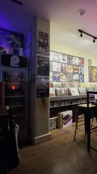 Pavement Records Cebu - Record store at Villa Aurora, 32 Pres. Quirino ...