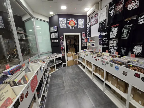 Bad Look Records - Music store at Metro Marymont, Warszawa, PL | Vinyl ...