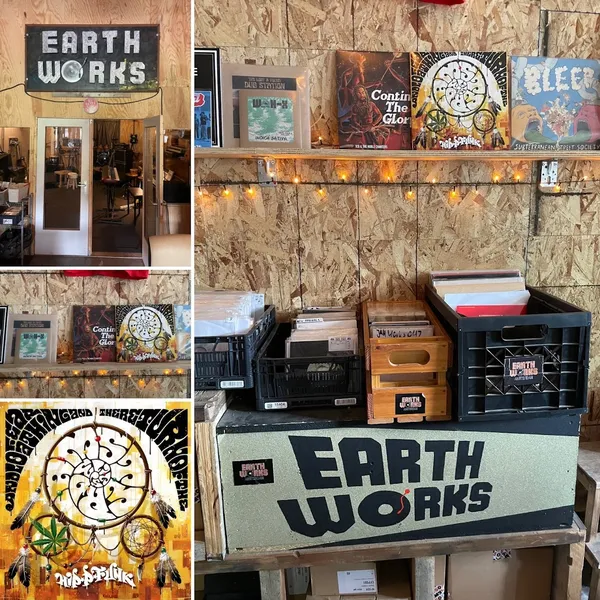 Earth Works Studio - Record store at Buikslotermeerdijk 95, Amsterdam ...