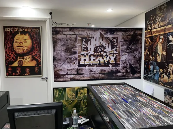 Hard Heavy - Record store at Rua das Laranjeiras 29 Loja 303 ...