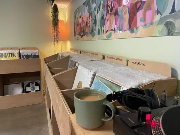 Flow Records - Record store at Common Ground Cafe, 37-38 Little ...