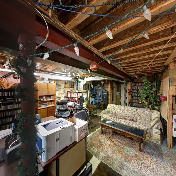 Continental Records - Record store at 2665 Thomas St, Mississauga, CA ...